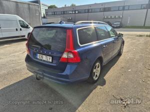 Volvo V70 2009 in Parnu, with an engine capacity of 2.00 L and mileage of 433 thousand km for 2999 €, photo 4 on AUTOMOTO.COM.LV