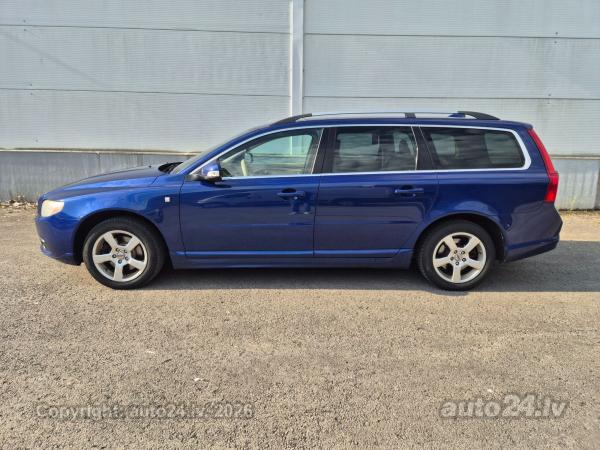 Volvo V70 2009 Pērnava, ar dzinēja tilpumu 2.00 L un nobraukumu 433 tūkst. km par 2999 €, foto 6 vietnē AUTOMOTO.COM.LV