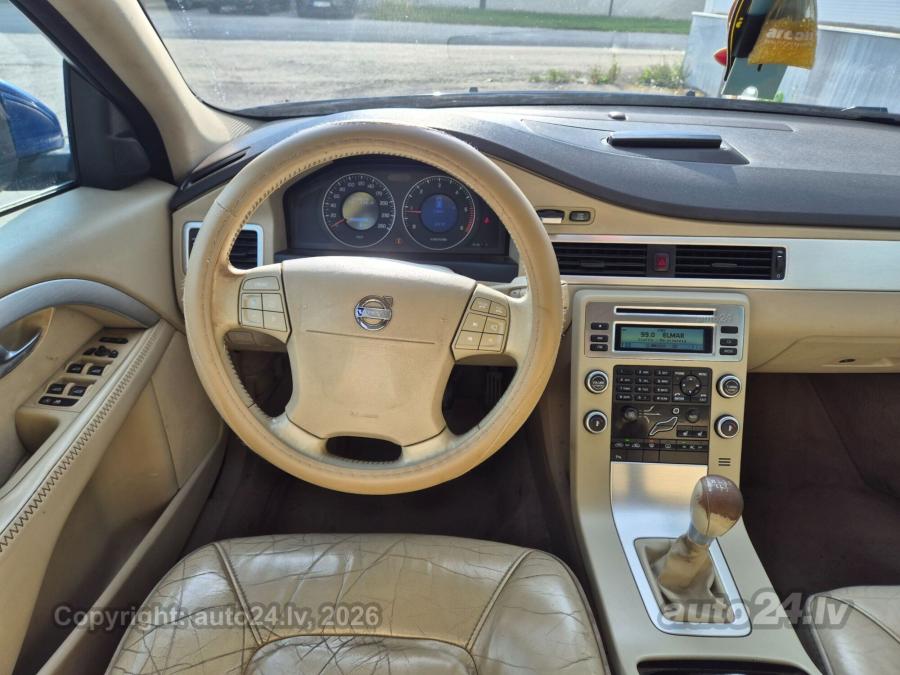 Volvo V70 2009 in Parnu, with an engine capacity of 2.00 L and mileage of 433 thousand km for 2999 €, photo 11 on AUTOMOTO.COM.LV