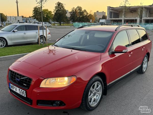 Volvo V70 2009 Kauņa vietnē Volvo V70 2009 Kauņa, ar dzinēja tilpumu 2.40 L un nobraukumu 0 tūkst. km par 2500 €, foto 4 vietnē AUTOMOTO.COM.LV