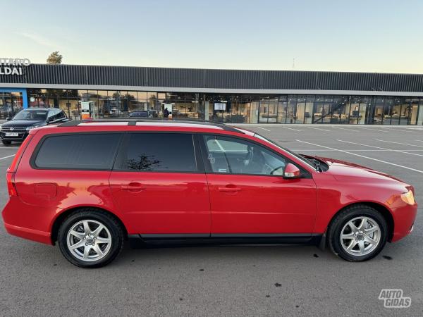 Volvo V70 2009 Kauņa vietnē Volvo V70 2009 Kauņa, ar dzinēja tilpumu 2.40 L un nobraukumu 0 tūkst. km par 2500 €, foto 6 vietnē AUTOMOTO.COM.LV