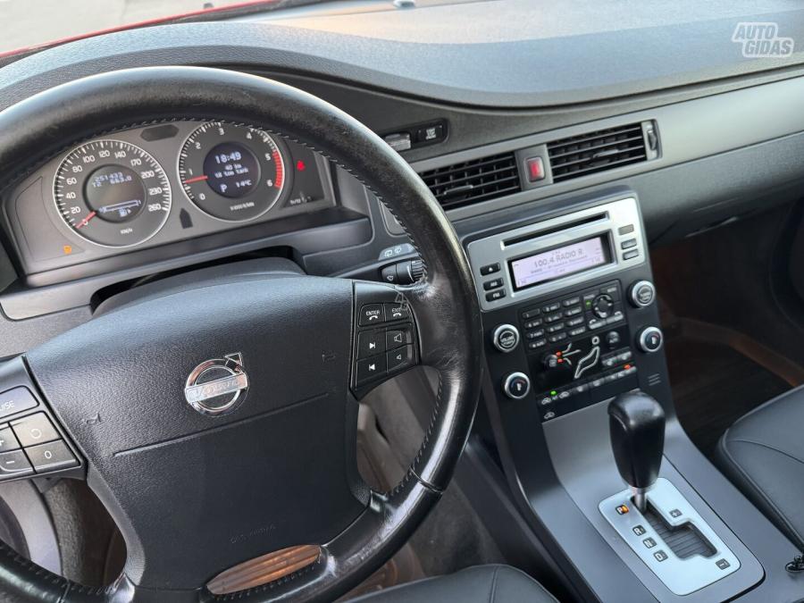 Volvo V70 2009 Kauņa, ar dzinēja tilpumu 2.40 L un nobraukumu 0 tūkst. km par 2500 €, foto 28 vietnē AUTOMOTO.COM.LV