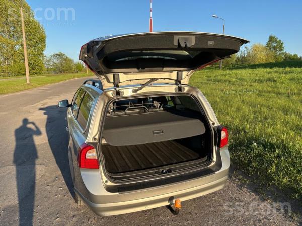 Volvo V70 2010 Rīga, ar dzinēja tilpumu 1.60 L un nobraukumu 226 tūkst. km par 550 €, foto 7 vietnē AUTOMOTO.COM.LV