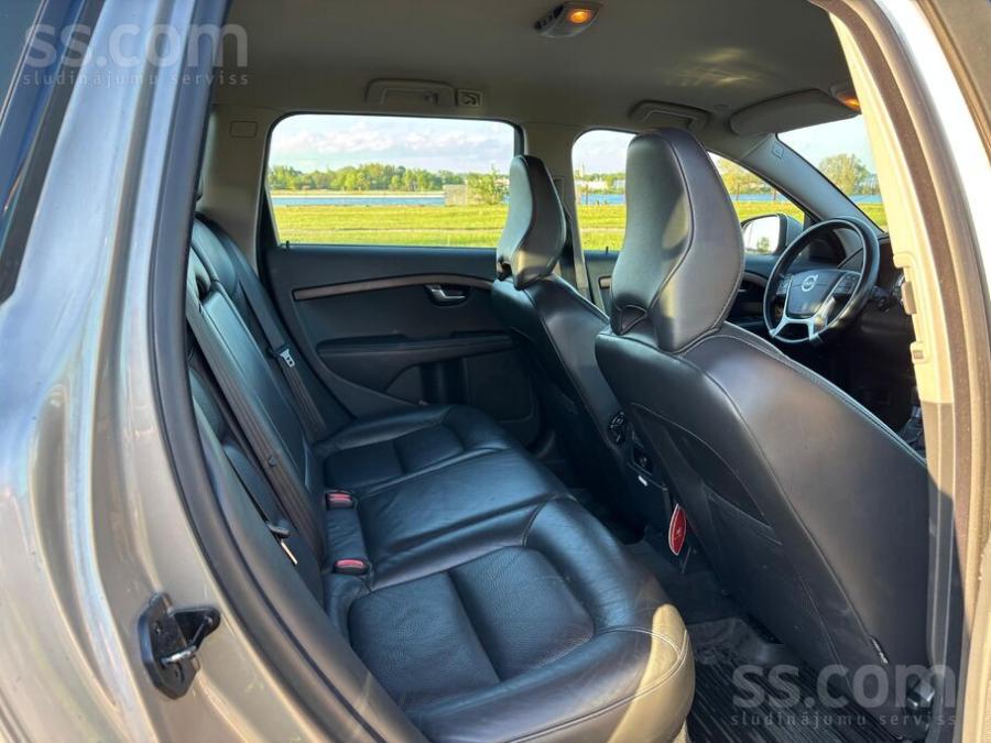 Volvo V70 2010 Rīga, ar dzinēja tilpumu 1.60 L un nobraukumu 226 tūkst. km par 550 €, foto 11 vietnē AUTOMOTO.COM.LV