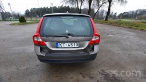 Volvo V70 2010 Rīga, ar dzinēja tilpumu 2.50 L un nobraukumu 365 tūkst. km par 2500 €, foto 9 vietnē AUTOMOTO.COM.LV