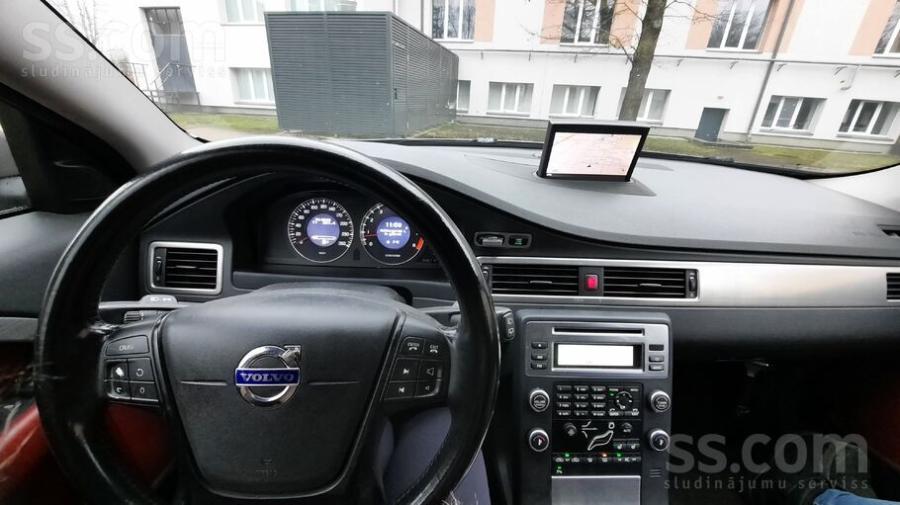 Volvo V70 2010 Rīga, ar dzinēja tilpumu 2.50 L un nobraukumu 365 tūkst. km par 2500 €, foto 12 vietnē AUTOMOTO.COM.LV