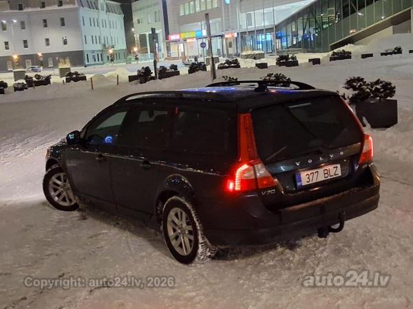 Volvo V70 2010 Tallina, ar dzinēja tilpumu 2.00 L un nobraukumu 0 tūkst. km par 4990 €, foto 5 vietnē AUTOMOTO.COM.LV