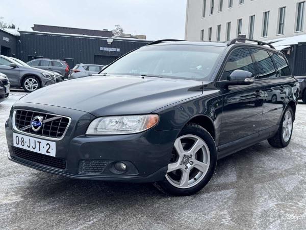 Volvo V70 2010 in Vilnius, with an engine capacity of 2.40 L and mileage of 267 thousand km for 4550 €, photo 2 on AUTOMOTO.COM.LV