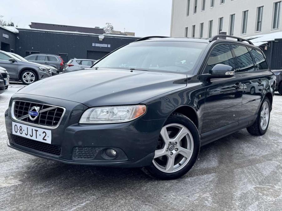 Volvo V70 2010 Viļņa, ar dzinēja tilpumu 2.40 L un nobraukumu 267 tūkst. km par 4550 €, foto 2 vietnē AUTOMOTO.COM.LV