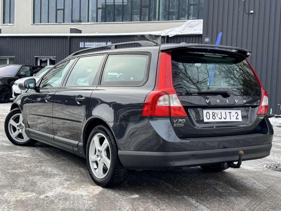 Volvo V70 2010 Viļņa, ar dzinēja tilpumu 2.40 L un nobraukumu 267 tūkst. km par 4550 €, foto 7 vietnē AUTOMOTO.COM.LV