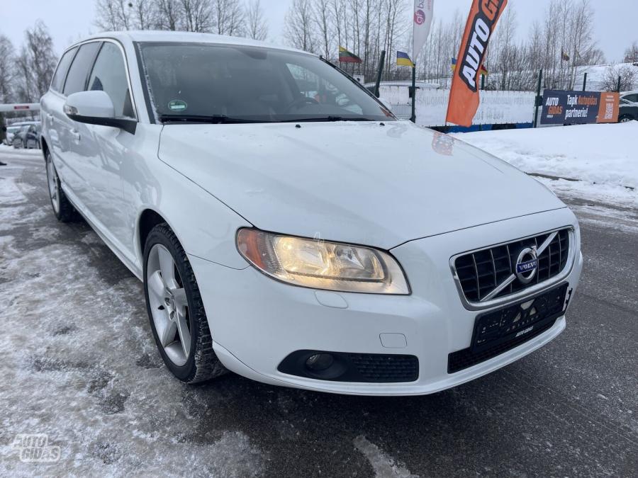Volvo V70 2010 Kauņa, ar dzinēja tilpumu 2.00 L un nobraukumu 277 tūkst. km par 3650 €, foto 5 vietnē AUTOMOTO.COM.LV
