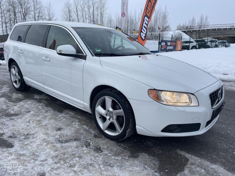 Volvo V70 2010 Kauņa, ar dzinēja tilpumu 2.00 L un nobraukumu 277 tūkst. km par 3650 €, foto 6 vietnē AUTOMOTO.COM.LV