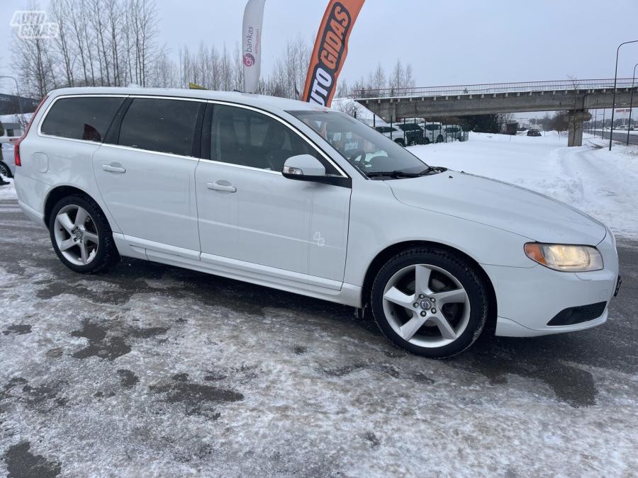 Volvo V70 2010 Kauņa, ar dzinēja tilpumu 2.00 L un nobraukumu 277 tūkst. km par 3650 €, foto 7 vietnē AUTOMOTO.COM.LV