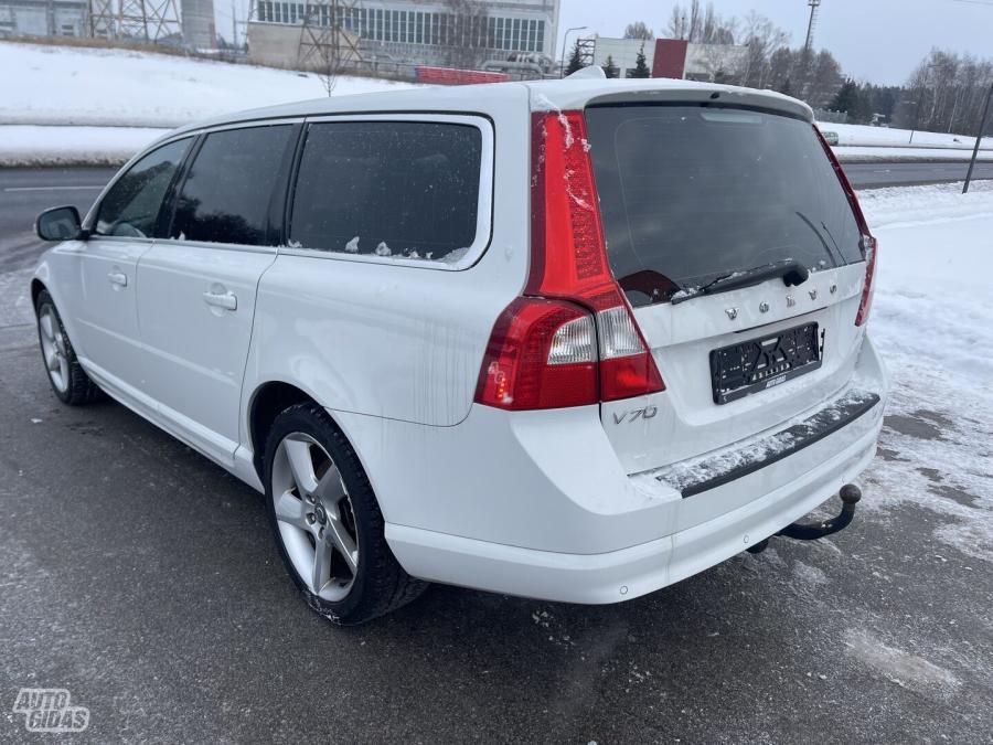 Volvo V70 2010 Kauņa, ar dzinēja tilpumu 2.00 L un nobraukumu 277 tūkst. km par 3650 €, foto 12 vietnē AUTOMOTO.COM.LV