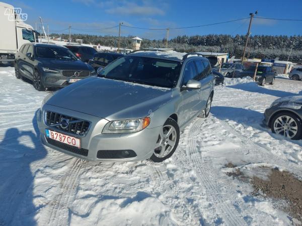 Volvo V70 2010 in Vilnius, with an engine capacity of 2.00 L and mileage of 290 thousand km for 5500 €, photo 3 on AUTOMOTO.COM.LV