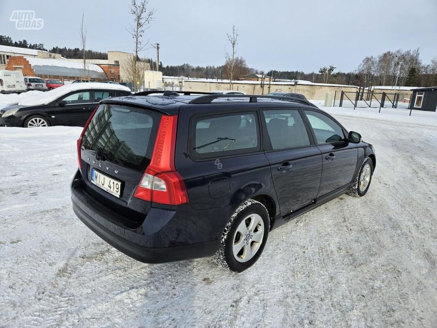 Вольво В70 2010 в Пренай, объемом двигателя 2.40 л и пробегом 340 тыс. км за 2750 €, фото 6 на AUTOMOTO.COM.LV