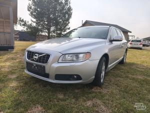 Volvo V70 2010 Druskininkai, ar dzinēja tilpumu 2.40 L un nobraukumu 271 tūkst. km par 4750 €, foto 3 vietnē AUTOMOTO.COM.LV