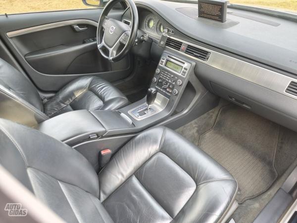 Volvo V70 2010 Druskininkai, ar dzinēja tilpumu 2.40 L un nobraukumu 271 tūkst. km par 4750 €, foto 8 vietnē AUTOMOTO.COM.LV