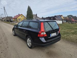 Volvo V70 2010 in Prienai, with an engine capacity of 2.40 L and mileage of 324 thousand km for 2500 €, photo 5 on AUTOMOTO.COM.LV