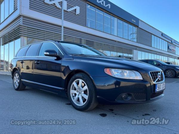 Volvo V70 2010 Narva, ar dzinēja tilpumu 1.60 L un nobraukumu 328 tūkst. km par 3999 €, foto 1 vietnē AUTOMOTO.COM.LV