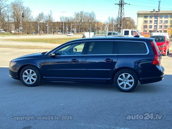 Volvo V70 2010 Narva, ar dzinēja tilpumu 1.60 L un nobraukumu 328 tūkst. km par 3999 €, foto 9 vietnē AUTOMOTO.COM.LV