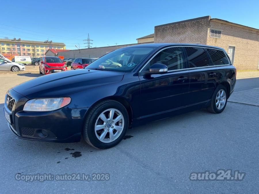 Volvo V70 2010 in Narva, with an engine capacity of 1.60 L and mileage of 328 thousand km for 3999 €, photo 13 on AUTOMOTO.COM.LV