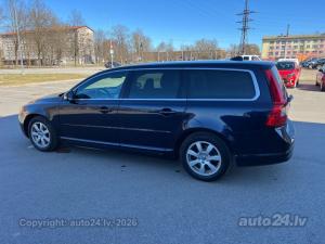 Volvo V70 2010 in Narva, with an engine capacity of 1.60 L and mileage of 328 thousand km for 3999 €, photo 31 on AUTOMOTO.COM.LV