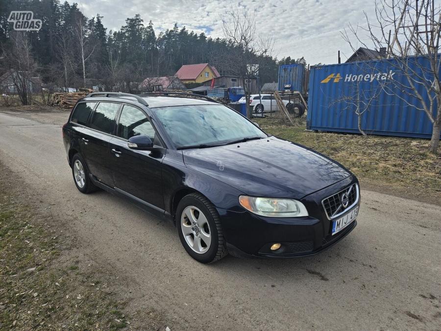 Volvo V70 2010 Prienai, ar dzinēja tilpumu 2.40 L un nobraukumu 324 tūkst. km par 2350 €, foto 1 vietnē AUTOMOTO.COM.LV