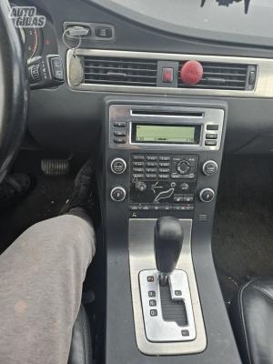 Volvo V70 2010 Prienai, ar dzinēja tilpumu 2.40 L un nobraukumu 324 tūkst. km par 2350 €, foto 14 vietnē AUTOMOTO.COM.LV