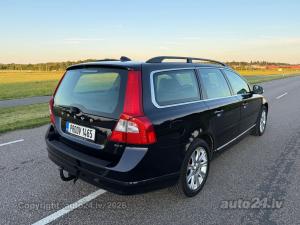 Volvo V70 2010 Tallina, ar dzinēja tilpumu 2.40 L un nobraukumu 377 tūkst. km par 5690 €, foto 5 vietnē AUTOMOTO.COM.LV