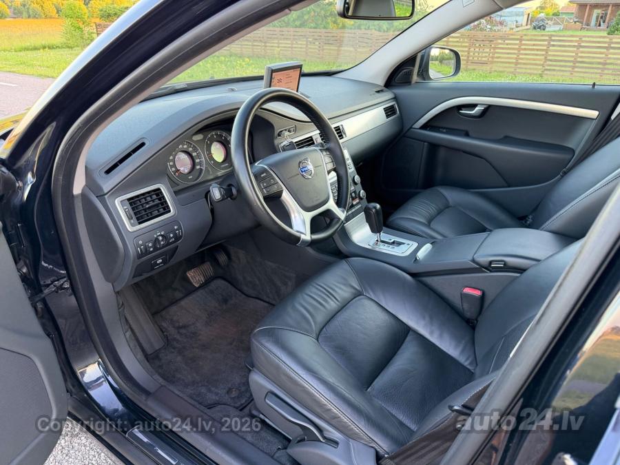 Volvo V70 2010 Tallina, ar dzinēja tilpumu 2.40 L un nobraukumu 377 tūkst. km par 5690 €, foto 7 vietnē AUTOMOTO.COM.LV