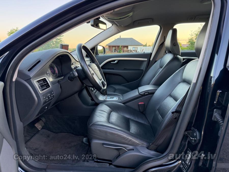 Volvo V70 2010 Tallina, ar dzinēja tilpumu 2.40 L un nobraukumu 377 tūkst. km par 5690 €, foto 8 vietnē AUTOMOTO.COM.LV