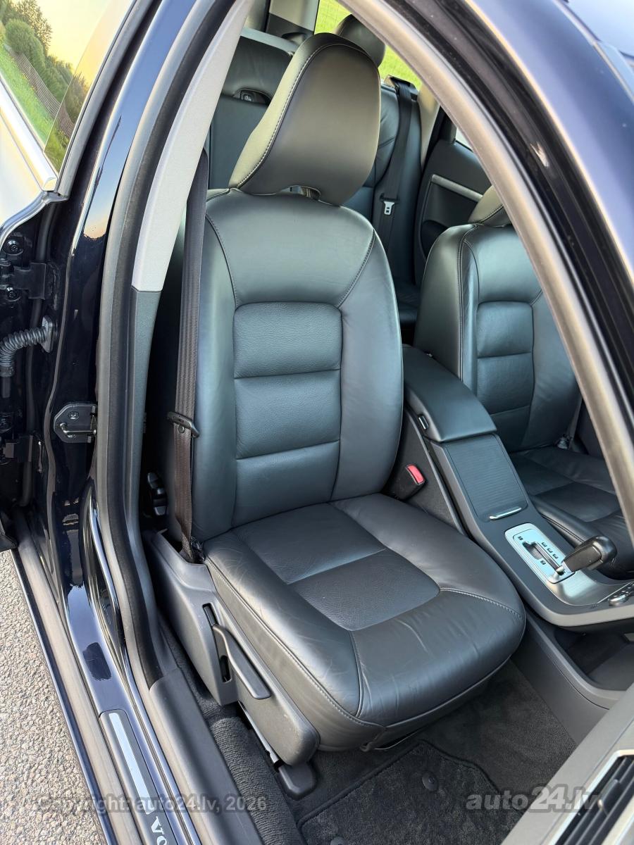 Volvo V70 2010 Tallina, ar dzinēja tilpumu 2.40 L un nobraukumu 377 tūkst. km par 5690 €, foto 20 vietnē AUTOMOTO.COM.LV