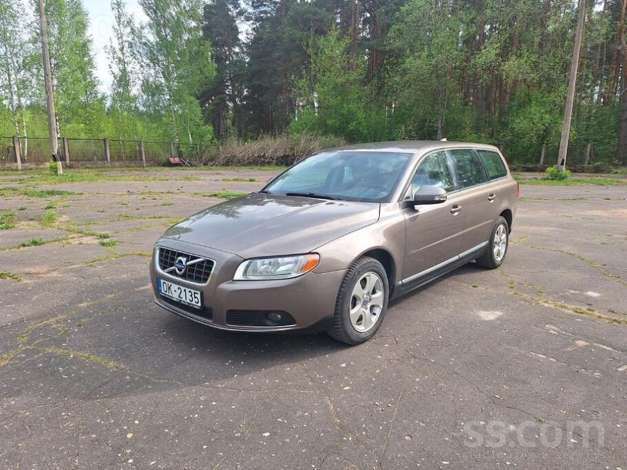 Volvo V70 2010 Daugavpils, ar dzinēja tilpumu 2.00 L un nobraukumu 227 tūkst. km par 5200 €, foto 1 vietnē AUTOMOTO.COM.LV
