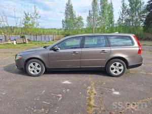 Volvo V70 2010 Daugavpils, ar dzinēja tilpumu 2.00 L un nobraukumu 227 tūkst. km par 5200 €, foto 4 vietnē AUTOMOTO.COM.LV