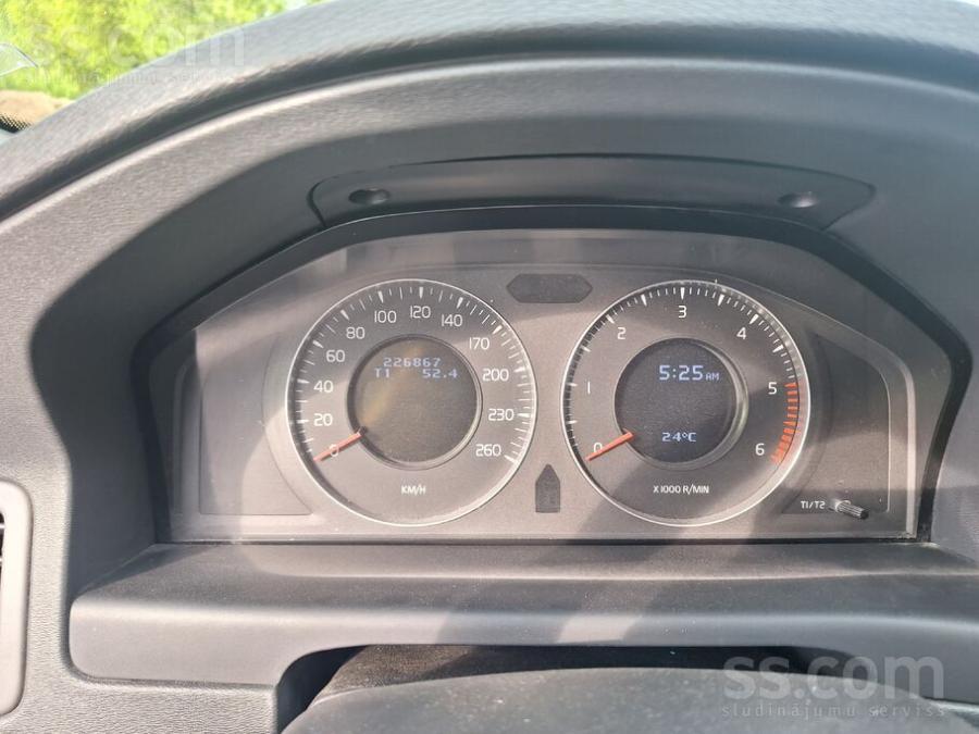 Volvo V70 2010 Daugavpils, ar dzinēja tilpumu 2.00 L un nobraukumu 227 tūkst. km par 5200 €, foto 20 vietnē AUTOMOTO.COM.LV