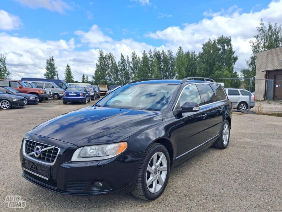 Volvo V70 2010 in Radviliskis, with an engine capacity of 2.40 L and mileage of 280 thousand km for 4650 €, photo 1 on AUTOMOTO.COM.LV