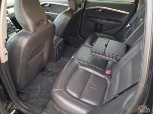 Volvo V70 2010 in Radviliskis, with an engine capacity of 2.40 L and mileage of 280 thousand km for 4650 €, photo 17 on AUTOMOTO.COM.LV