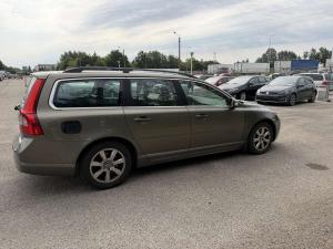 Volvo V70 2010 in Marijampole, with an engine capacity of 1.56 L and mileage of 255 thousand km for 2050 €, photo 5 on AUTOMOTO.COM.LV