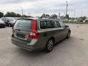 Volvo V70 2010 in Marijampole, with an engine capacity of 1.56 L and mileage of 255 thousand km for 2050 €, photo 6 on AUTOMOTO.COM.LV
