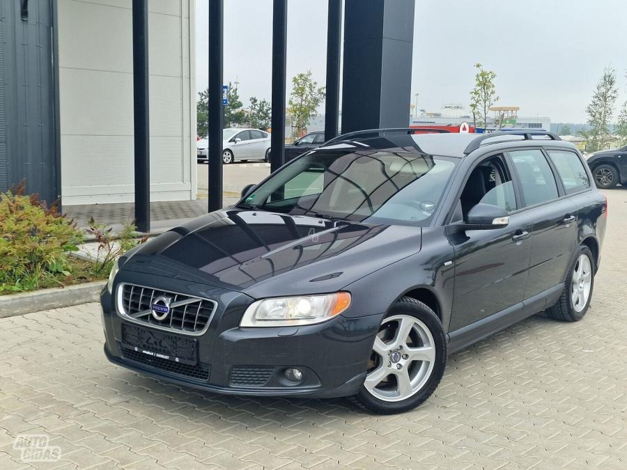 Volvo V70 2010 Viļņa, ar dzinēja tilpumu 1.60 L un nobraukumu 228 tūkst. km par 4999 €, foto 3 vietnē AUTOMOTO.COM.LV