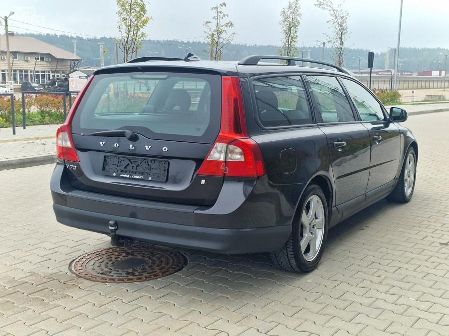 Volvo V70 2010 Viļņa, ar dzinēja tilpumu 1.60 L un nobraukumu 228 tūkst. km par 4999 €, foto 6 vietnē AUTOMOTO.COM.LV