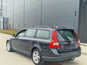 Volvo V70 2010 Viļņa, ar dzinēja tilpumu 1.60 L un nobraukumu 228 tūkst. km par 4999 €, foto 7 vietnē AUTOMOTO.COM.LV