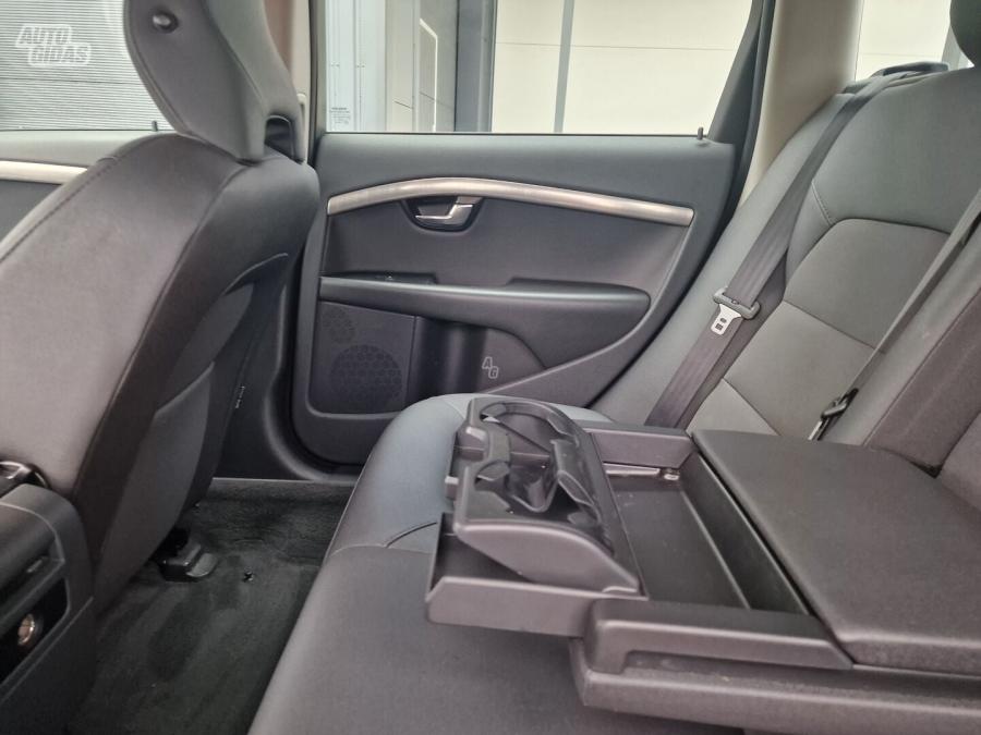 Volvo V70 2010 Viļņa, ar dzinēja tilpumu 1.60 L un nobraukumu 228 tūkst. km par 4999 €, foto 15 vietnē AUTOMOTO.COM.LV