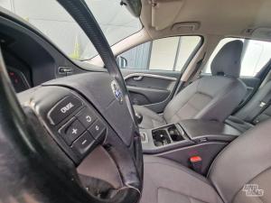 Volvo V70 2010 Viļņa, ar dzinēja tilpumu 1.60 L un nobraukumu 228 tūkst. km par 4999 €, foto 19 vietnē AUTOMOTO.COM.LV