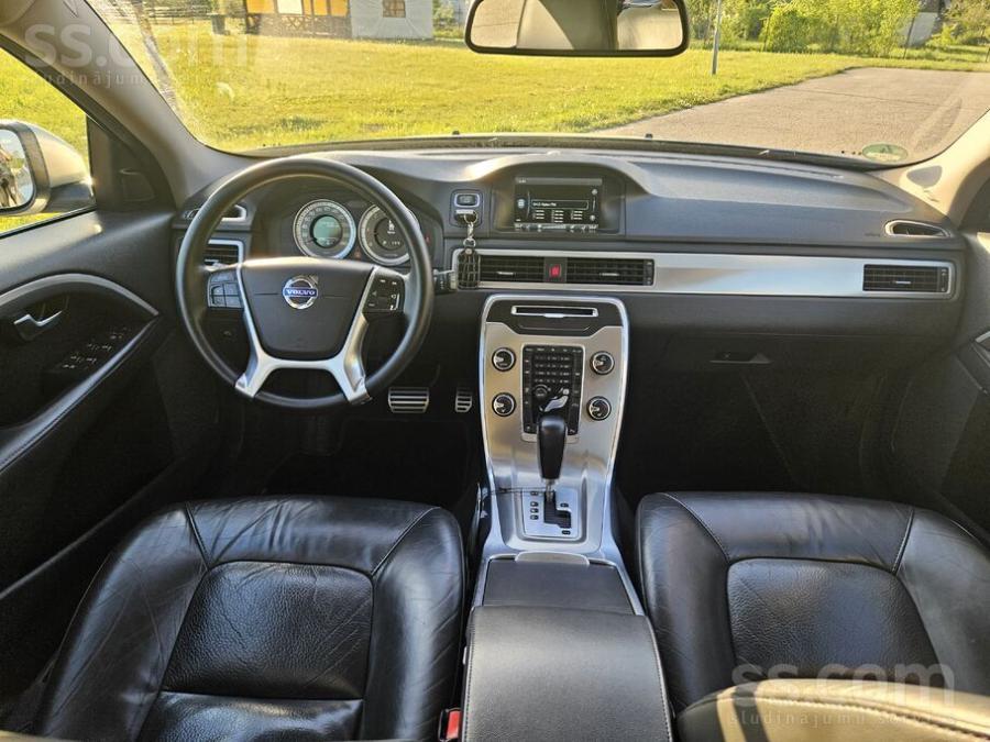 Volvo V70 2011 Rīga, ar dzinēja tilpumu 2.00 L un nobraukumu 0 tūkst. km par 850 €, foto 12 vietnē AUTOMOTO.COM.LV