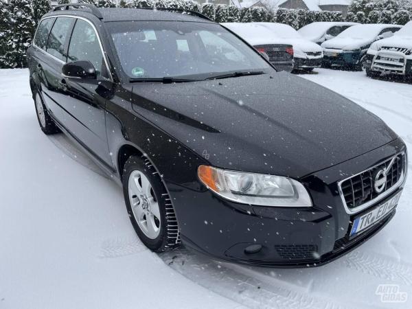 Volvo V70 2011 Viļņa, ar dzinēja tilpumu 2.00 L un nobraukumu 289 tūkst. km par 5500 €, foto 2 vietnē AUTOMOTO.COM.LV