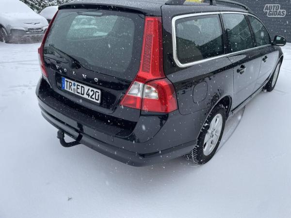 Volvo V70 2011 Viļņa, ar dzinēja tilpumu 2.00 L un nobraukumu 289 tūkst. km par 5500 €, foto 3 vietnē AUTOMOTO.COM.LV