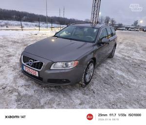 Volvo V70 2011 in Kaunas, with an engine capacity of 2.00 L and mileage of 268 thousand km for 6350 €, photo  on AUTOMOTO.COM.LV