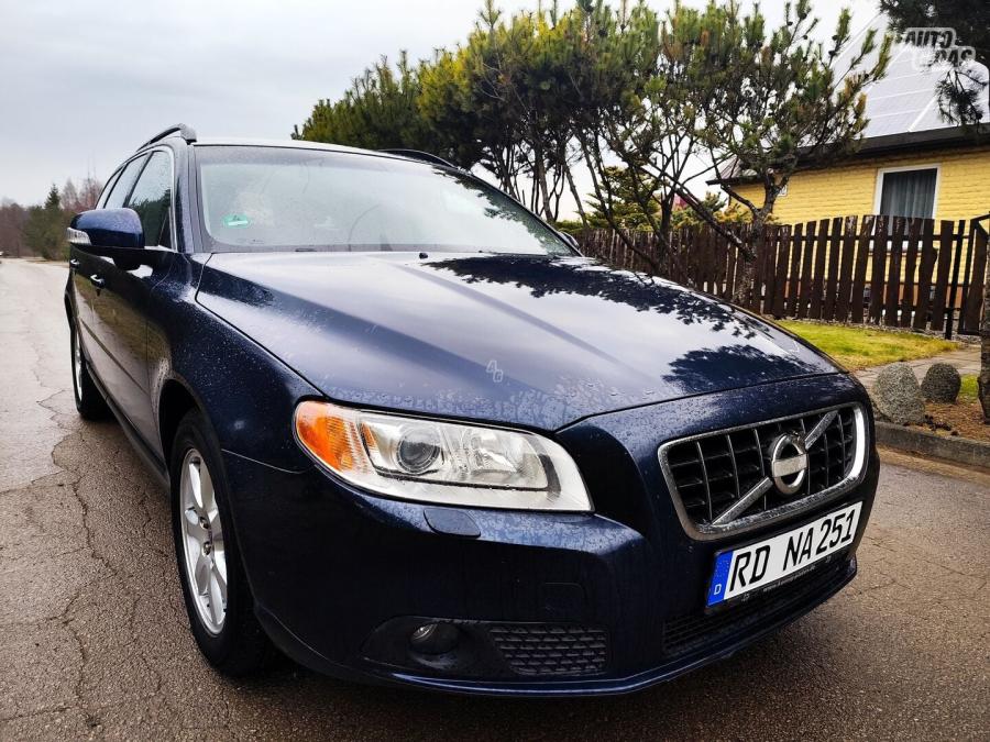 Volvo V70 2011 Mažeikiai, ar dzinēja tilpumu 2.00 L un nobraukumu 236 tūkst. km par 4800 €, foto 1 vietnē AUTOMOTO.COM.LV